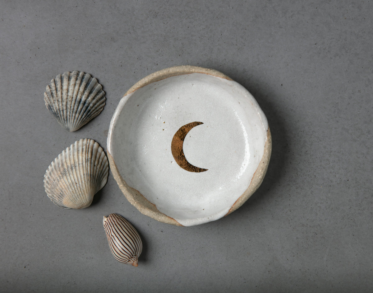 CRESCENT MOON BOWL - SANDY CLAY – Liquorice Moon Studios