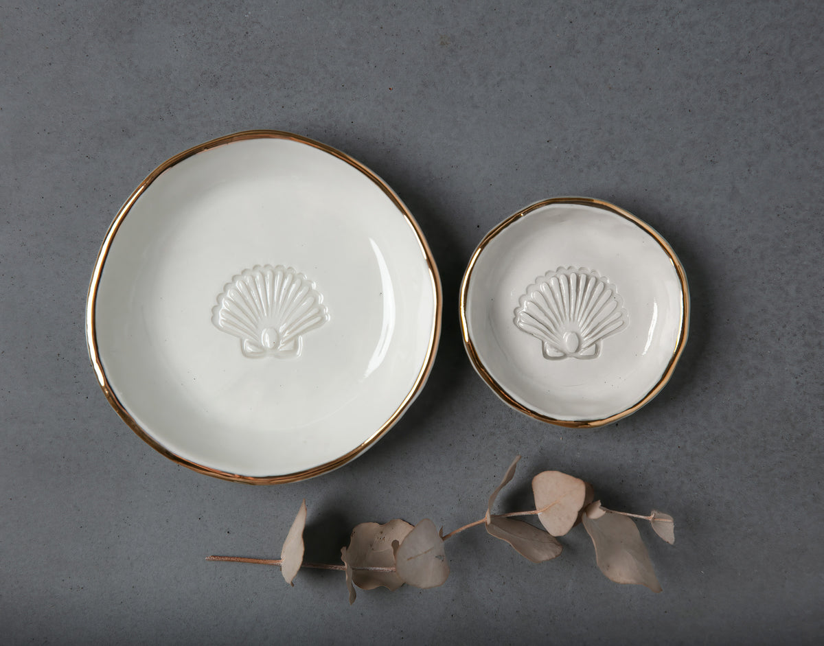 SCALLOP SHELL BOWL - WHITE CLAY – Liquorice Moon Studios